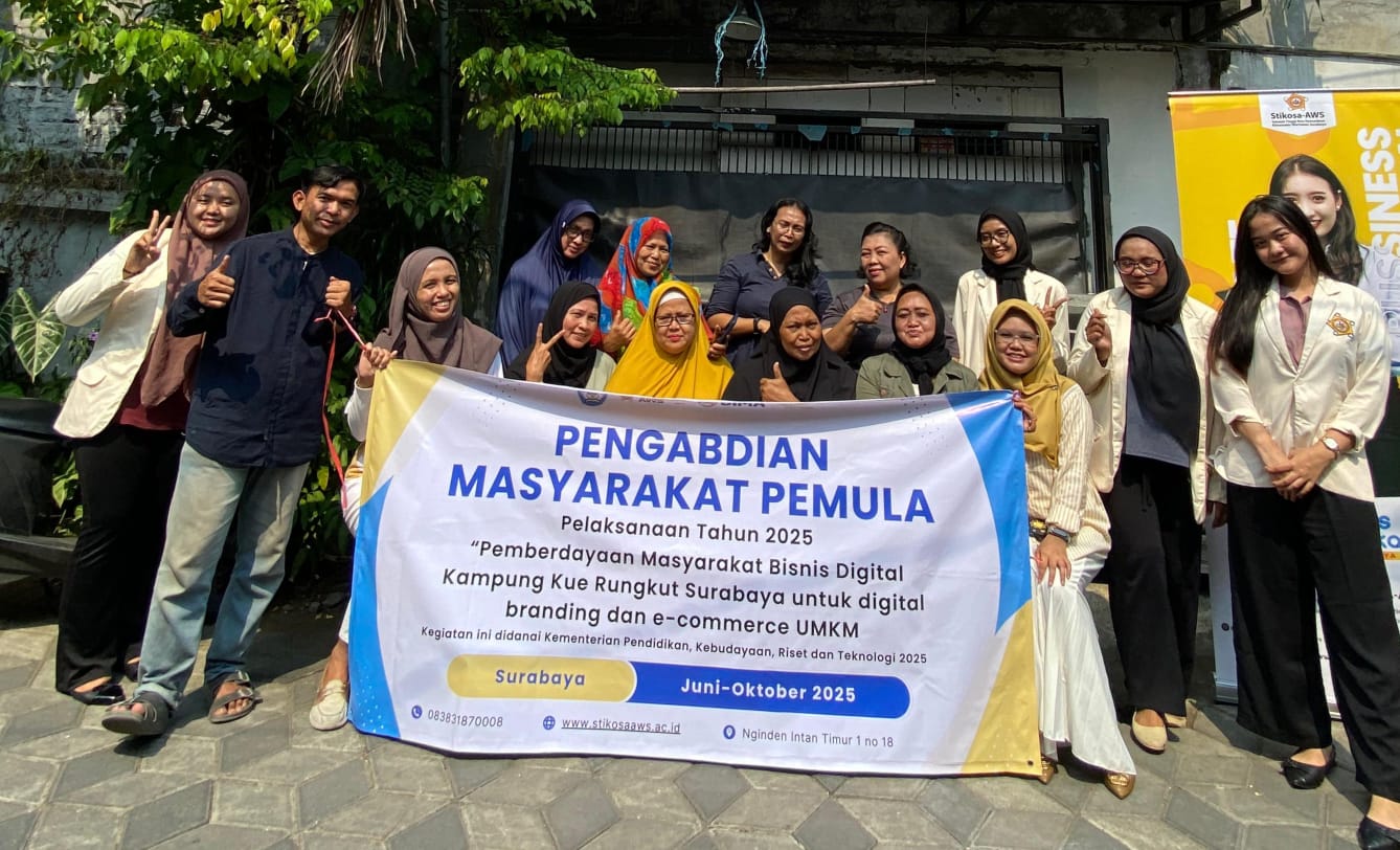 Pelatihan Digital Marketing Tim Dosen Stikosa AWS di Kampung Kue ...